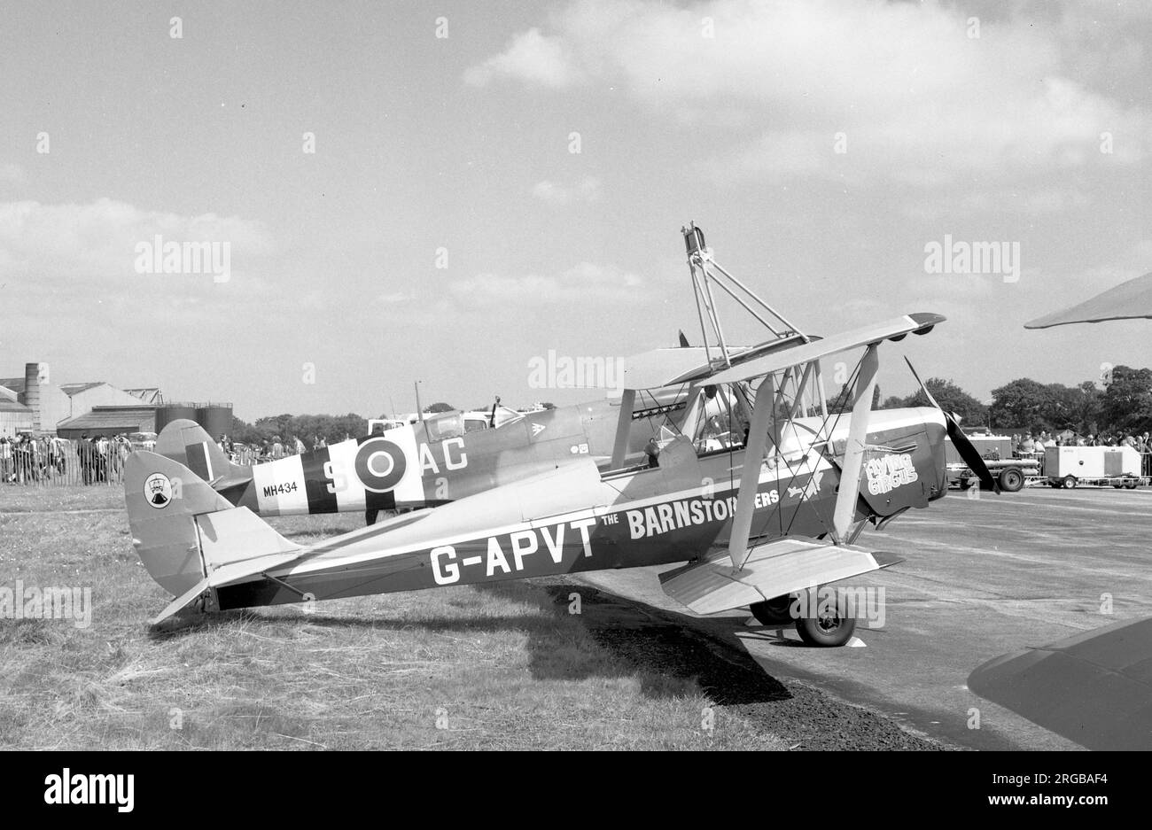 de Havilland DH.82A Tiger Moth G-APVT (msn 3250, ex K4254), of 'The ...