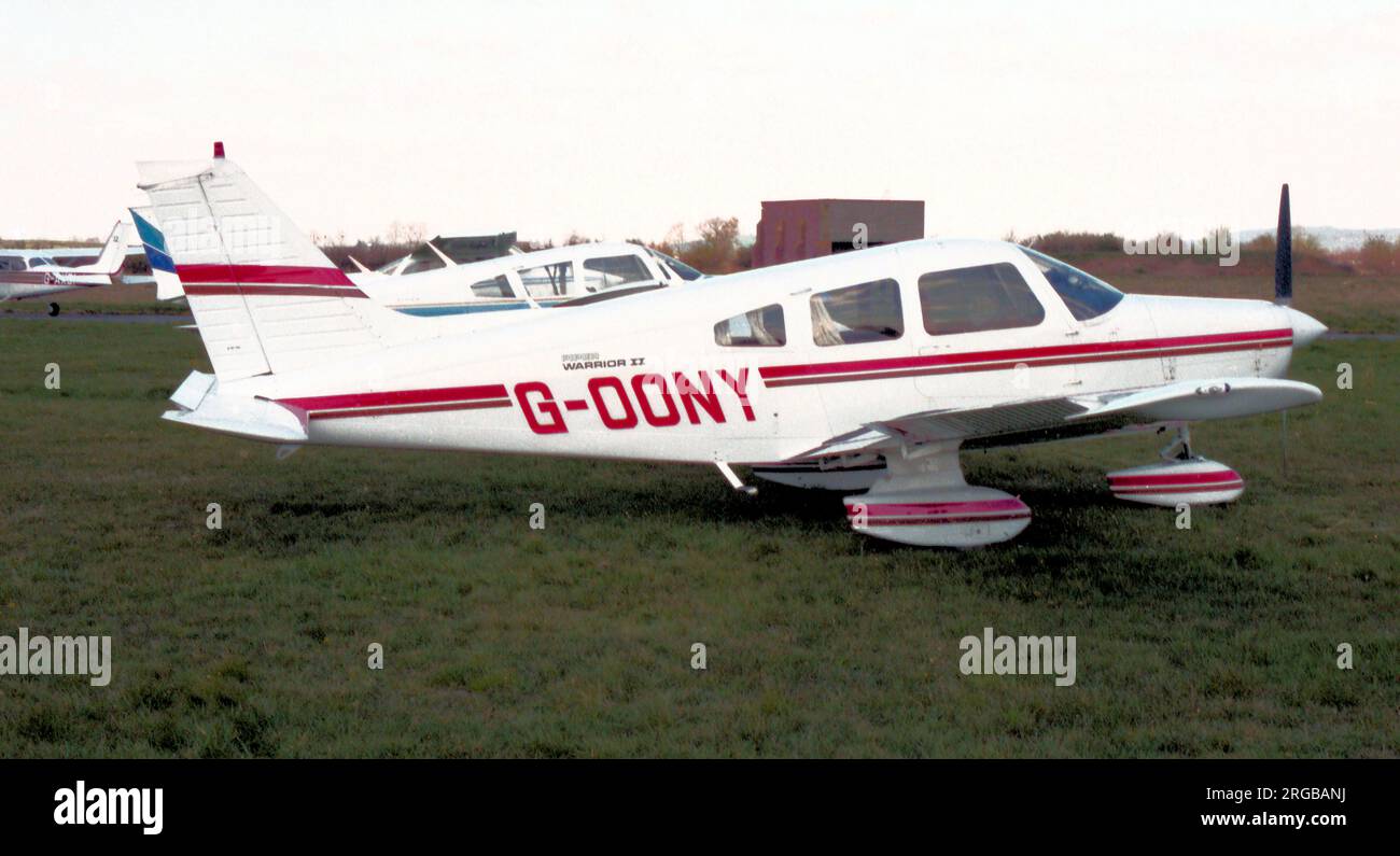 Piper pa 28 161 warrior ii hi-res stock photography and images - Alamy