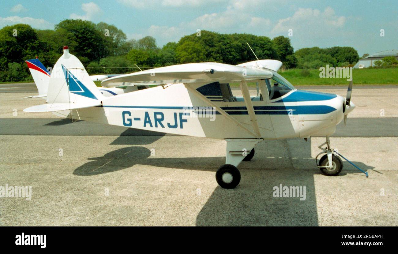 Piper PA-22-108 Tri-Pacer G-ARJF (msn 22-8199 Stock Photo - Alamy