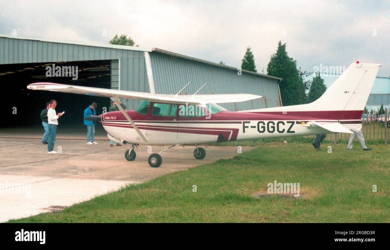 Cessna 172RG Cutlass RG II F-GGCZ (msn 172RG-0708 Stock Photo - Alamy