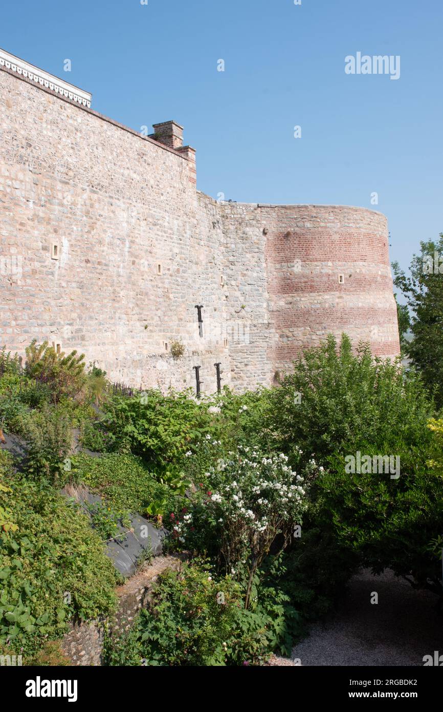 Old ramparts town saint hi-res stock photography and images - Alamy