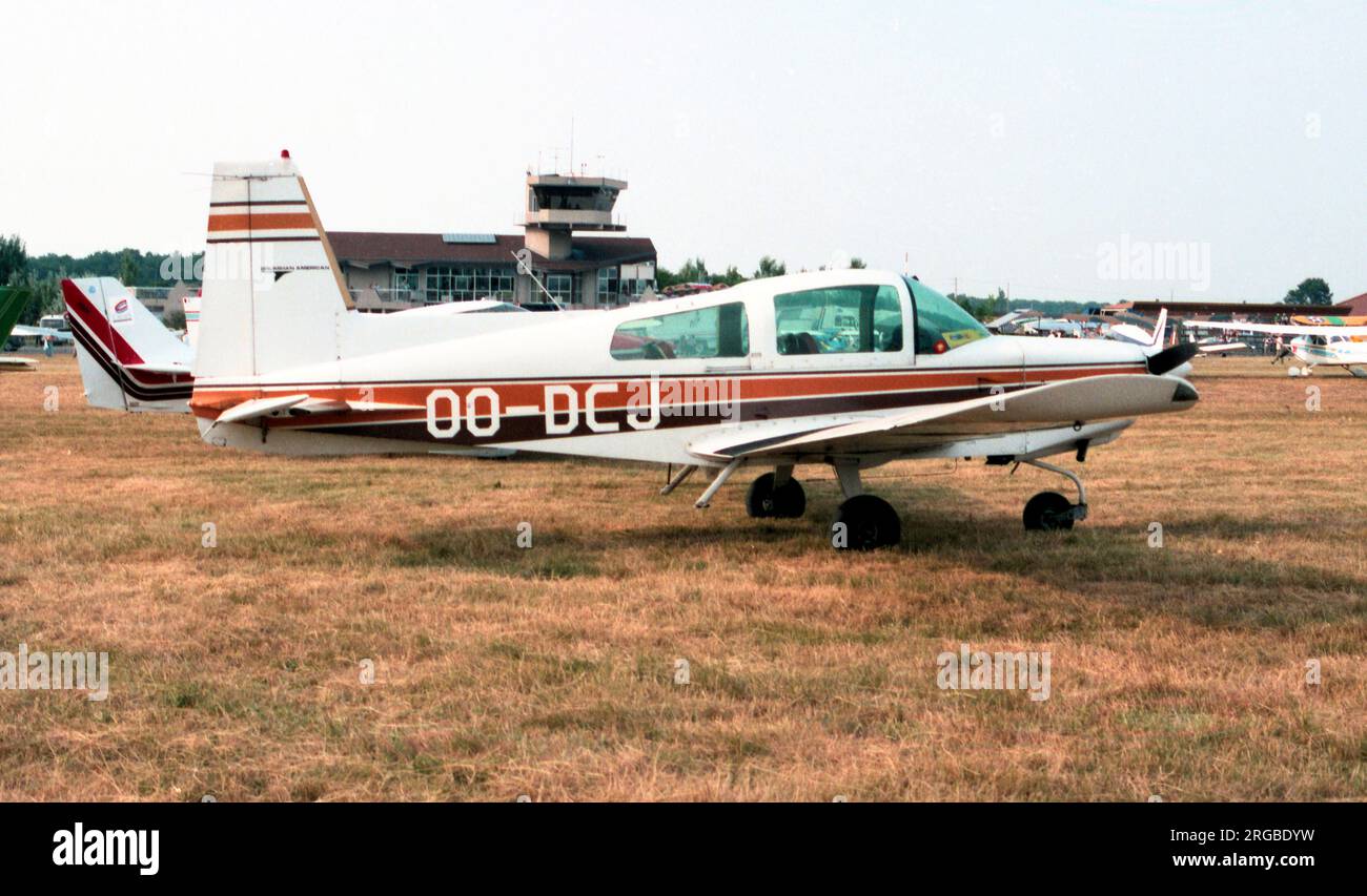 American aa 5 traveler hi-res stock photography and images - Alamy