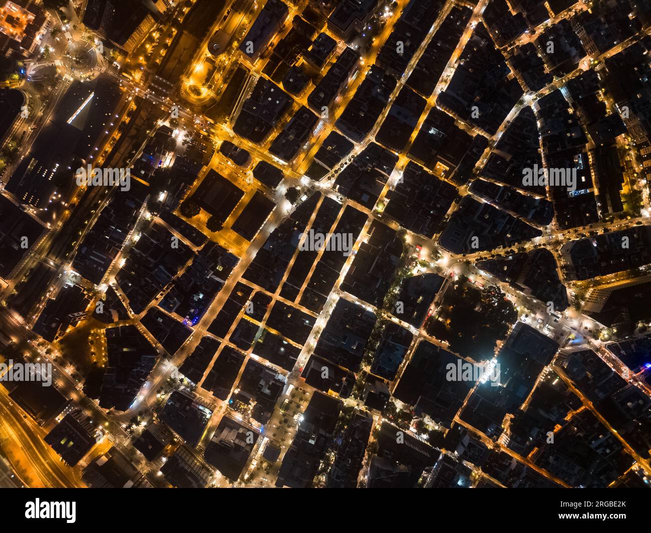 Aerial illuminated city streets rooftop hi-res stock photography and ...