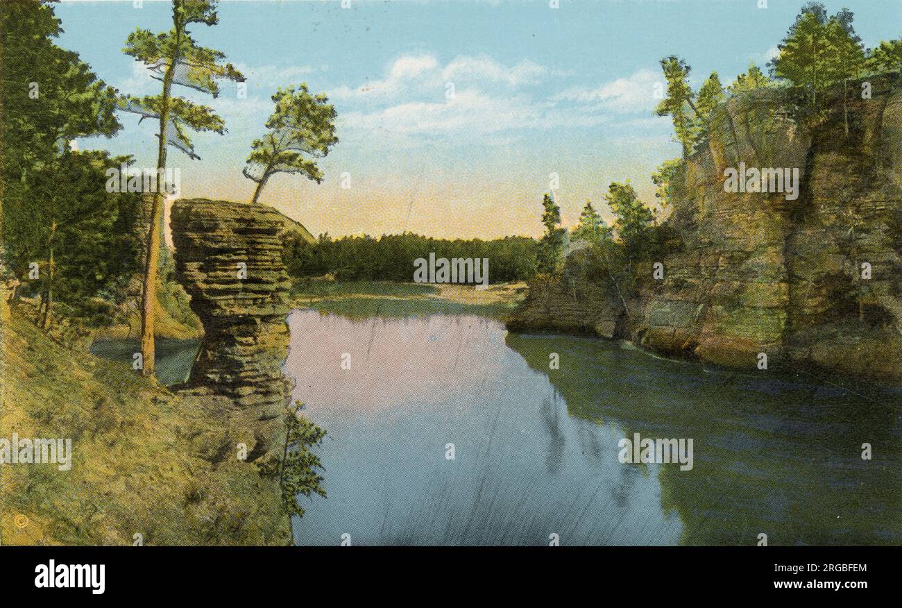 Chimney Rock and Romance Cliff, Wisconsin River, Wisconsin, USA Stock ...
