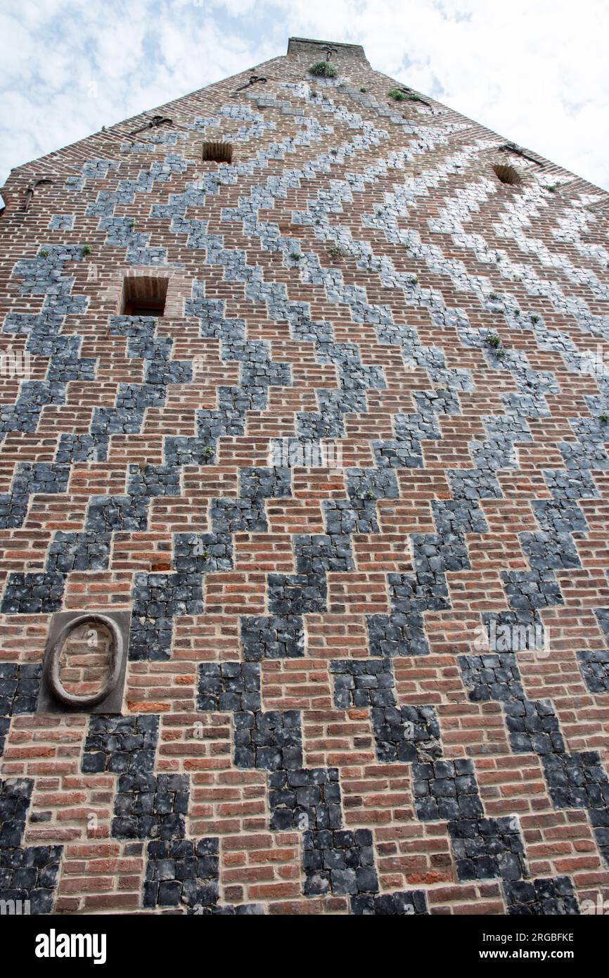 Decorative brickwork hi-res stock photography and images - Alamy