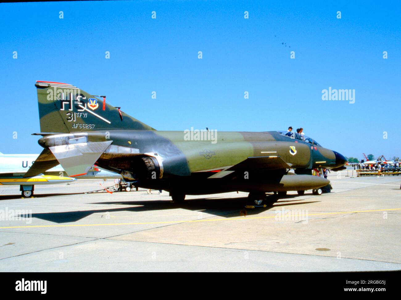 United States Air Force - McDonnell F-4D-29-MC Phantom 66-0267 (msn ...