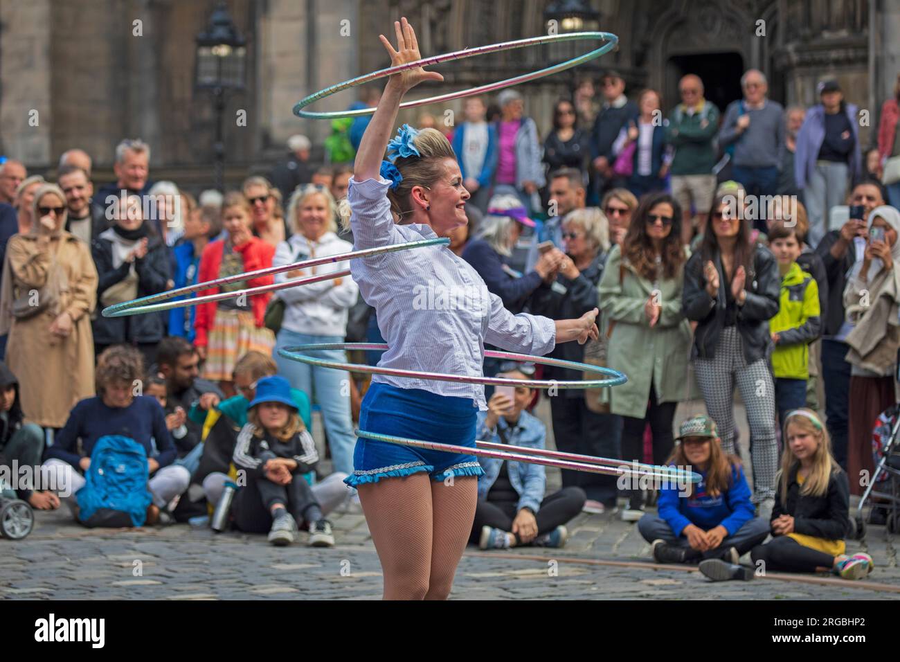 Paliamnent square hi-res stock photography and images - Alamy