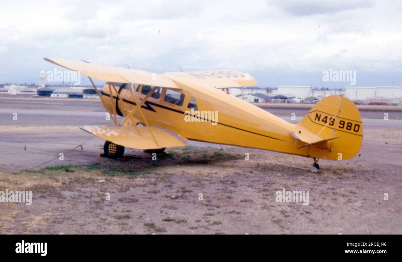 WACO YKS-7 N48980 (msn 4625, ex NC17713, ex UC-72K 42-94126 Stock Photo ...