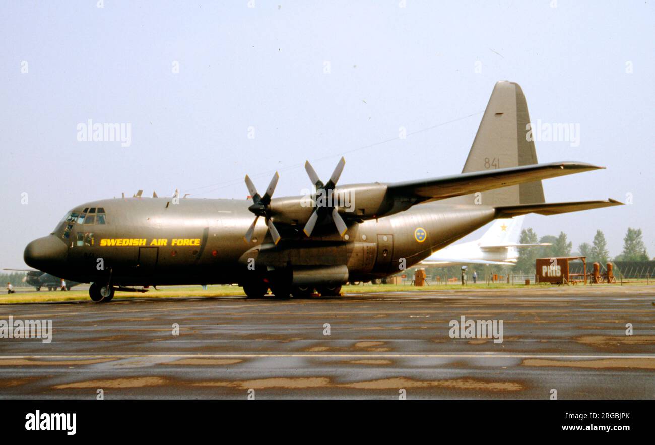 Flygvapnet - Lockheed C-130H Hercules 84001 (msn 382-4039, model 382C ...