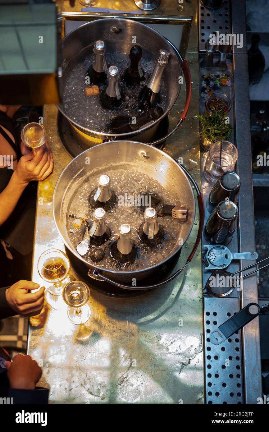 Maddox Tavern in Mayfair Stock Photo - Alamy