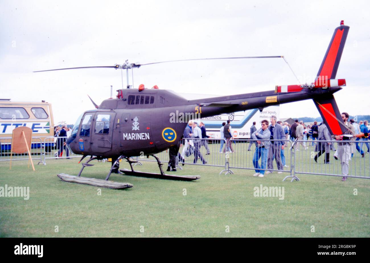 Bell aircraft sign hi-res stock photography and images - Alamy