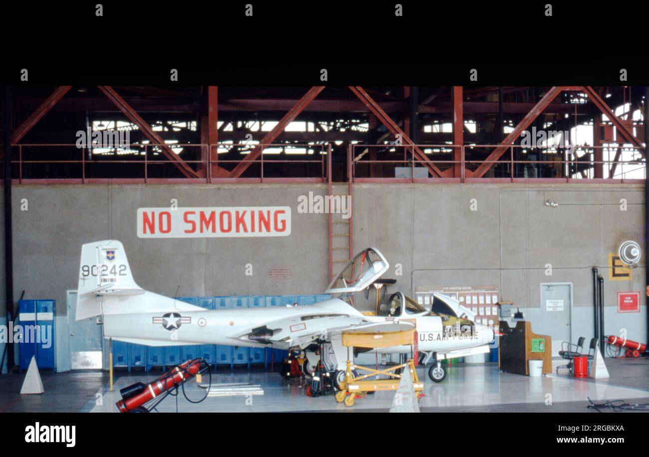 United States Air Force (USAF) - Cessna T-37A-CE 59-0242 (msn 40185 ...