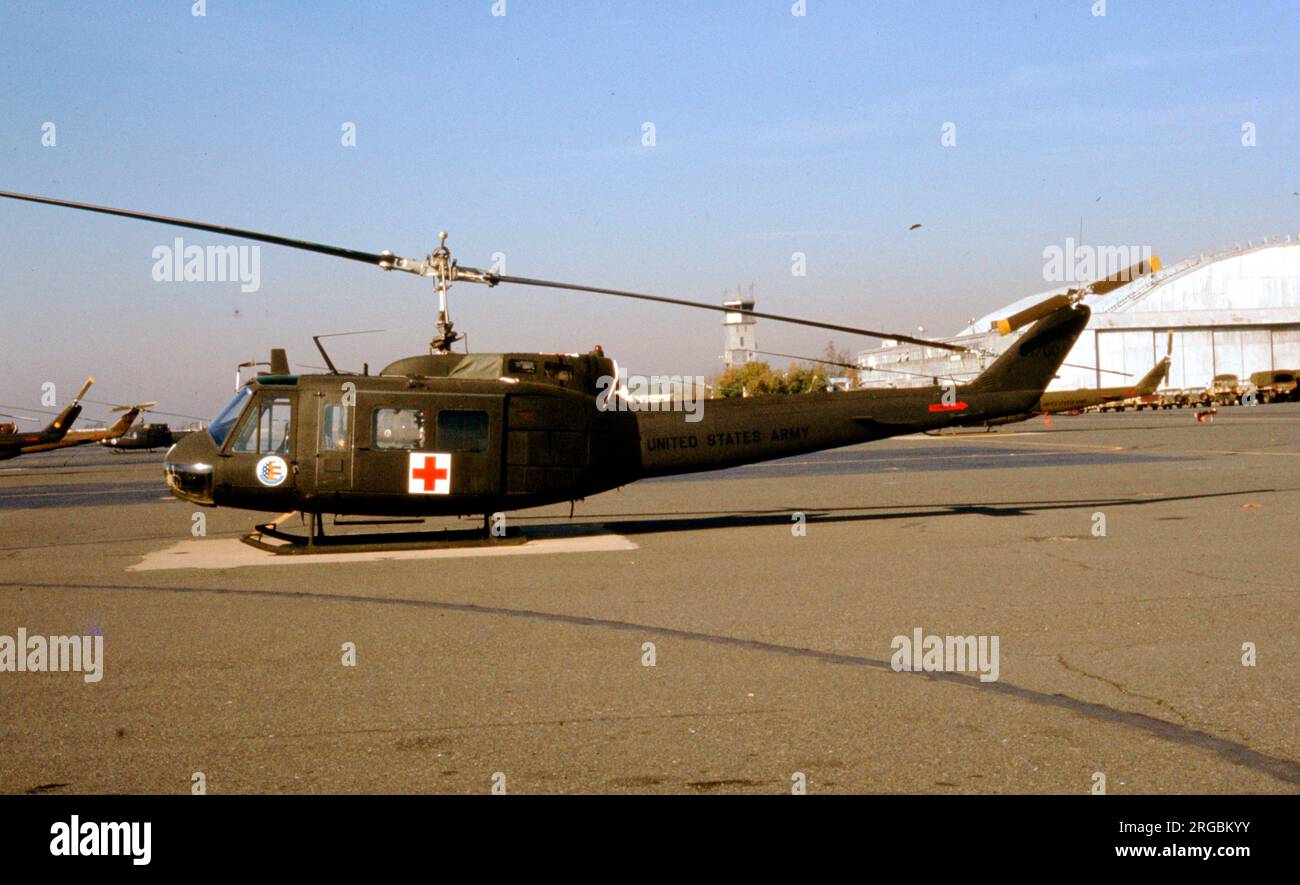 United states army bell hi-res stock photography and images - Alamy