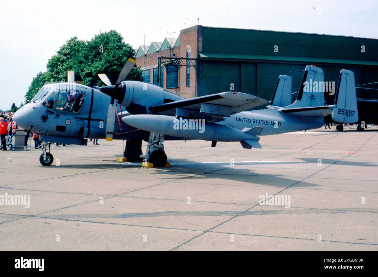 United States Army - Grumman OV-1B Mohawk 62-5897 (msn 144C), at RAF ...