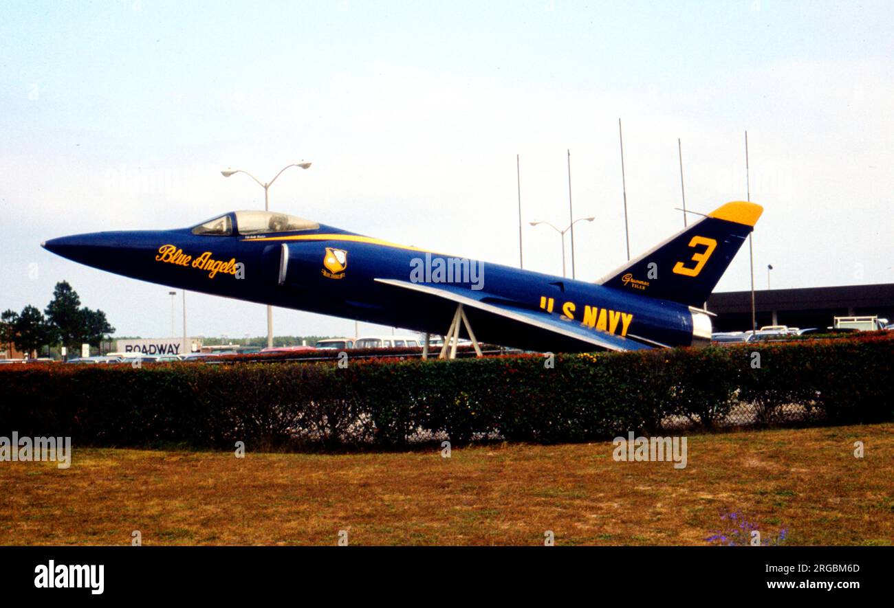 Grumman F-11A Tiger mounted on a pole in the colours of the BlueAngels ...