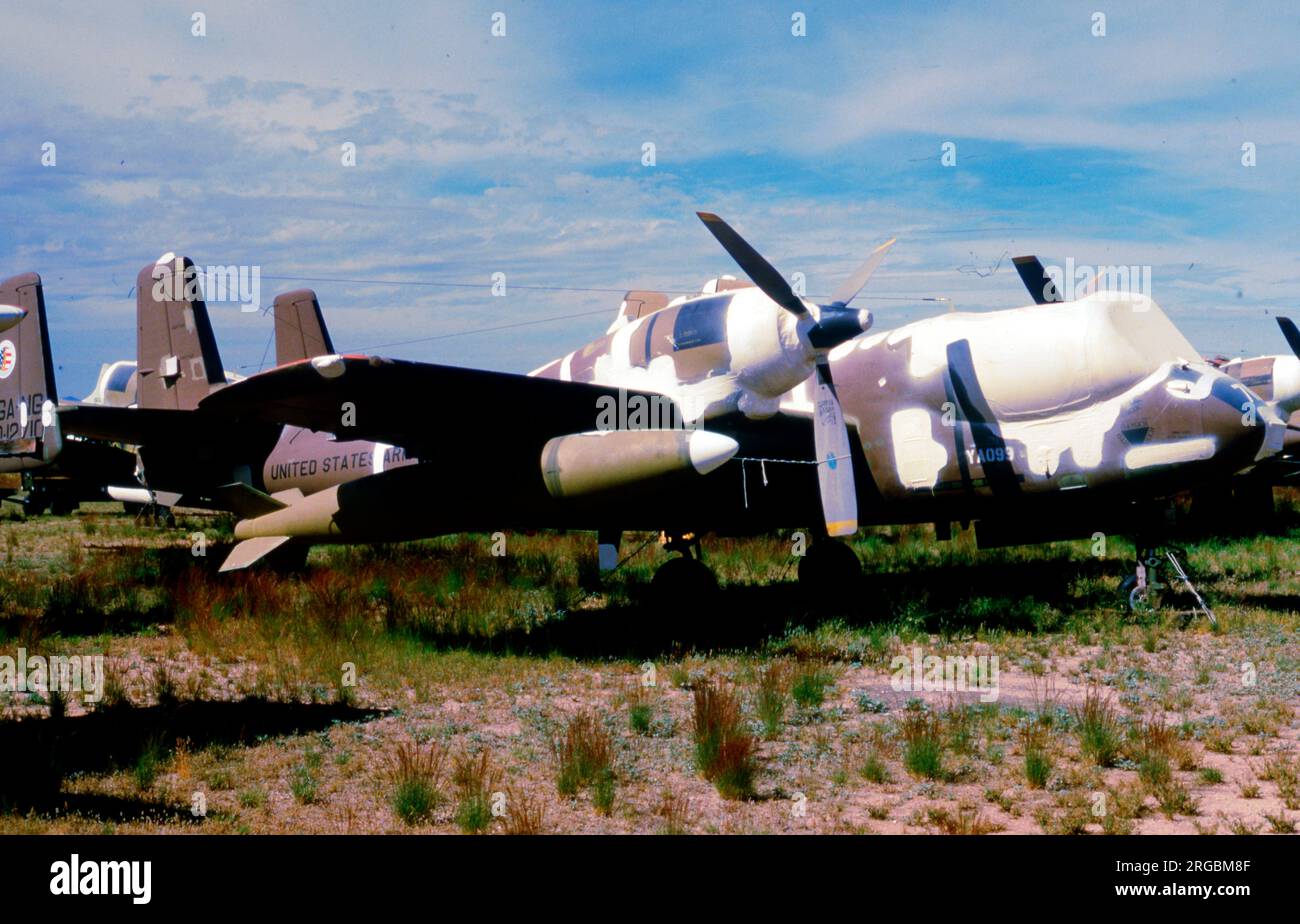 United States Army - Grumman OV-1C Mohawk 61-2710 (msn 53C), at Davis ...
