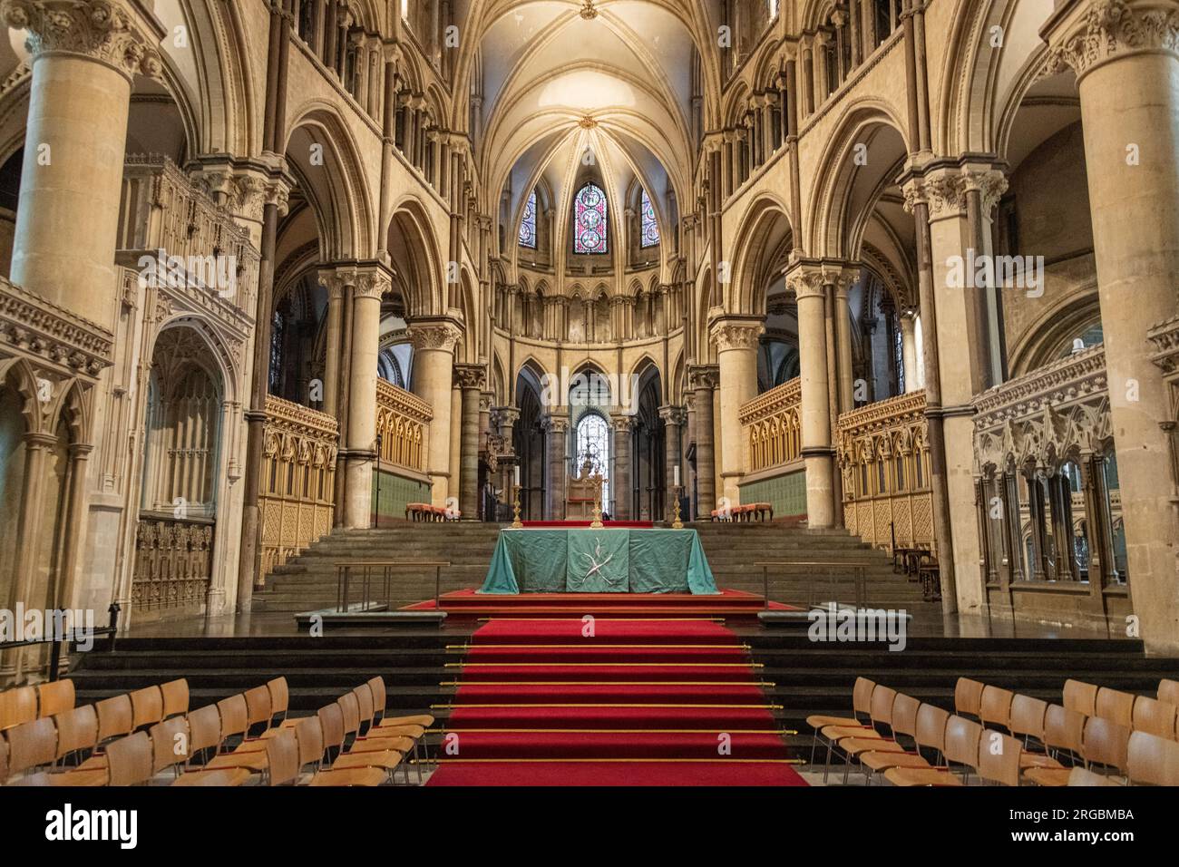 Altar steps hi-res stock photography and images - Alamy