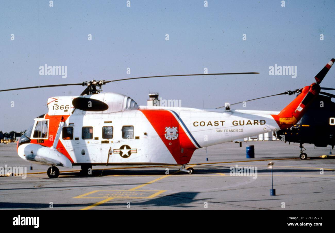 United States Coast Guard - Sikorsky HH-52A Sea Guard 1366 'San ...