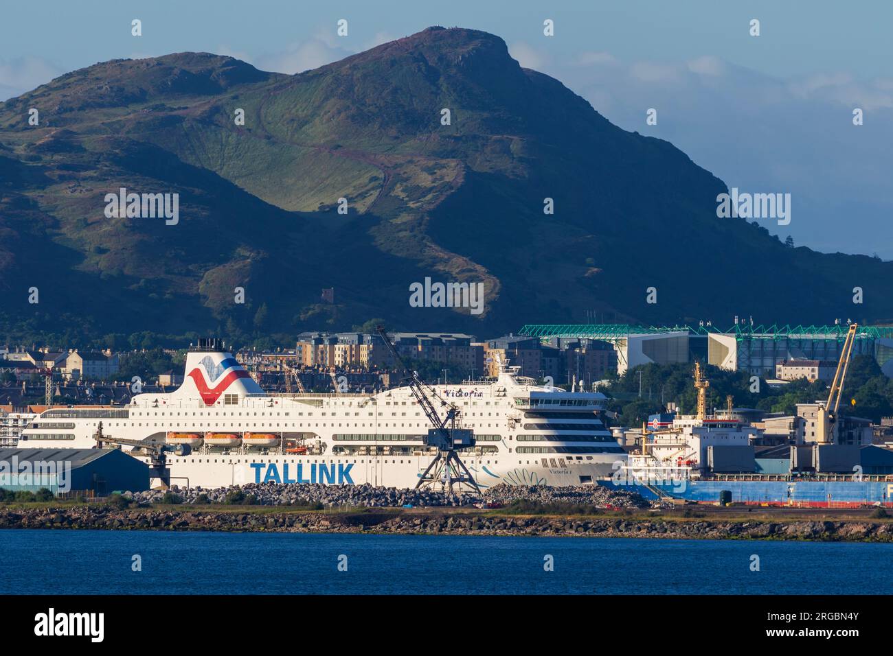 Leith forth port hi-res stock photography and images - Alamy