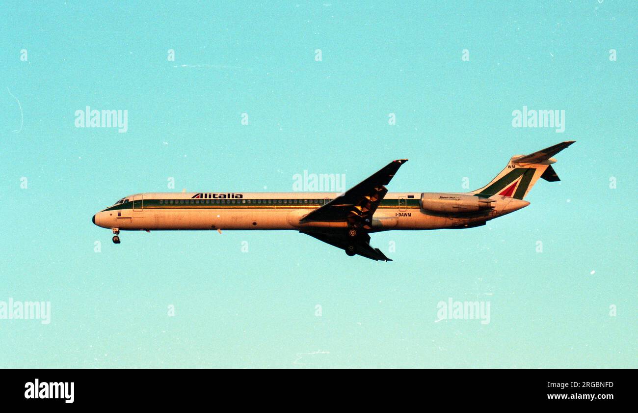 McDonnell Douglas MD-82 I-DAWM (msn 49205, line number 1184), of ...