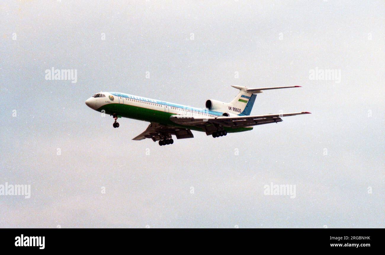 Tupolev tu 154b 2 airplane hi-res stock photography and images - Alamy