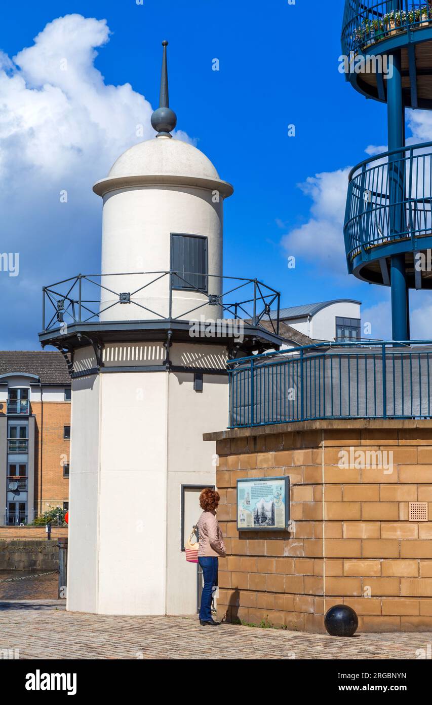 Burntisland Old East Breakwater Lighthouse,Leith, Edinburgh, Scotland ...