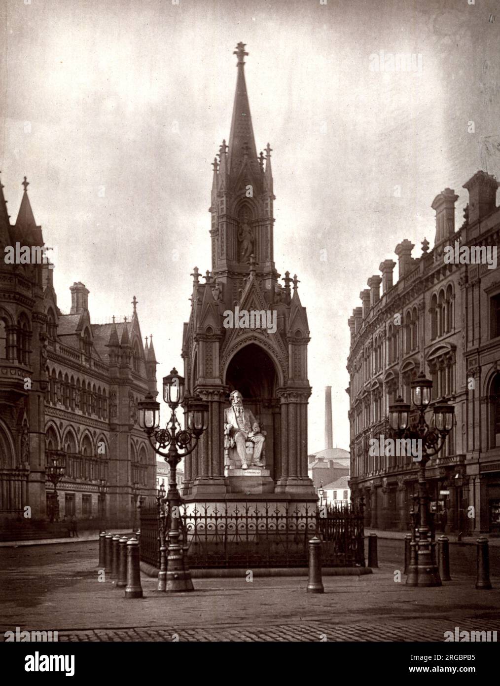 Statue of Sir Titus Salt, Bradford, Yorkshire Stock Photo - Alamy