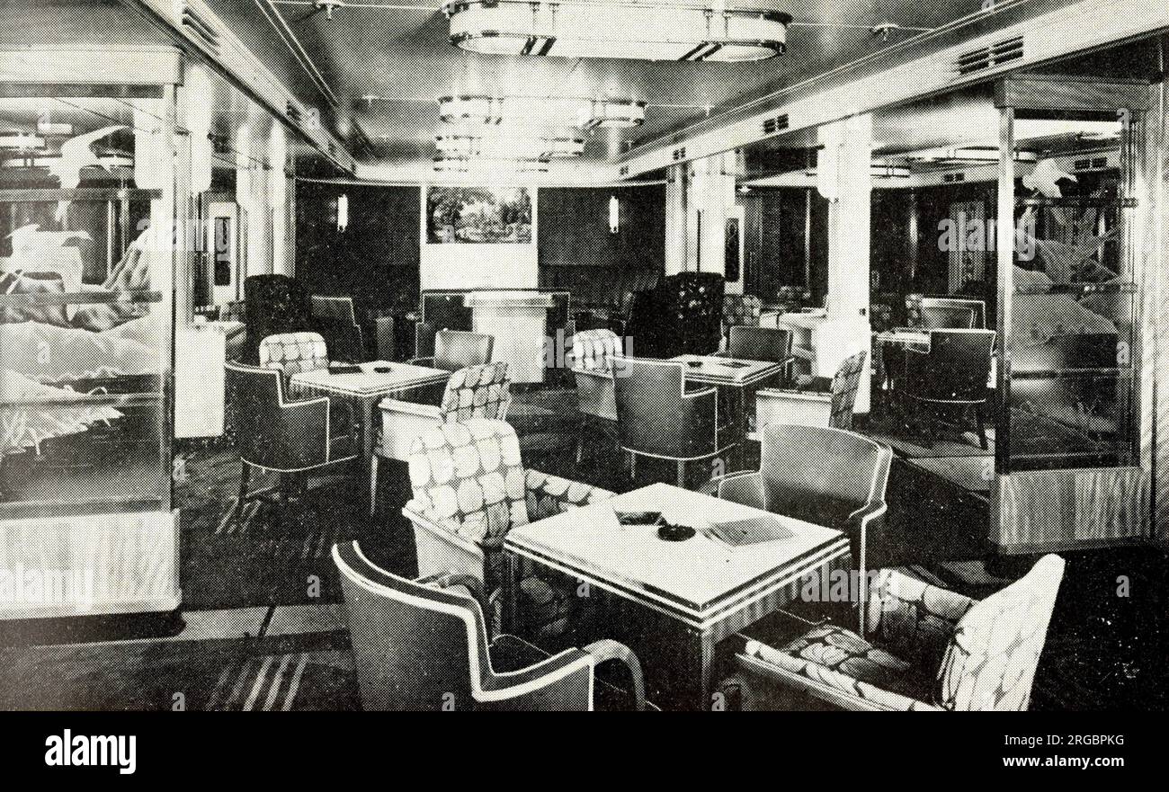 MV Britannic, Smoking Room, January 1949 Stock Photo - Alamy