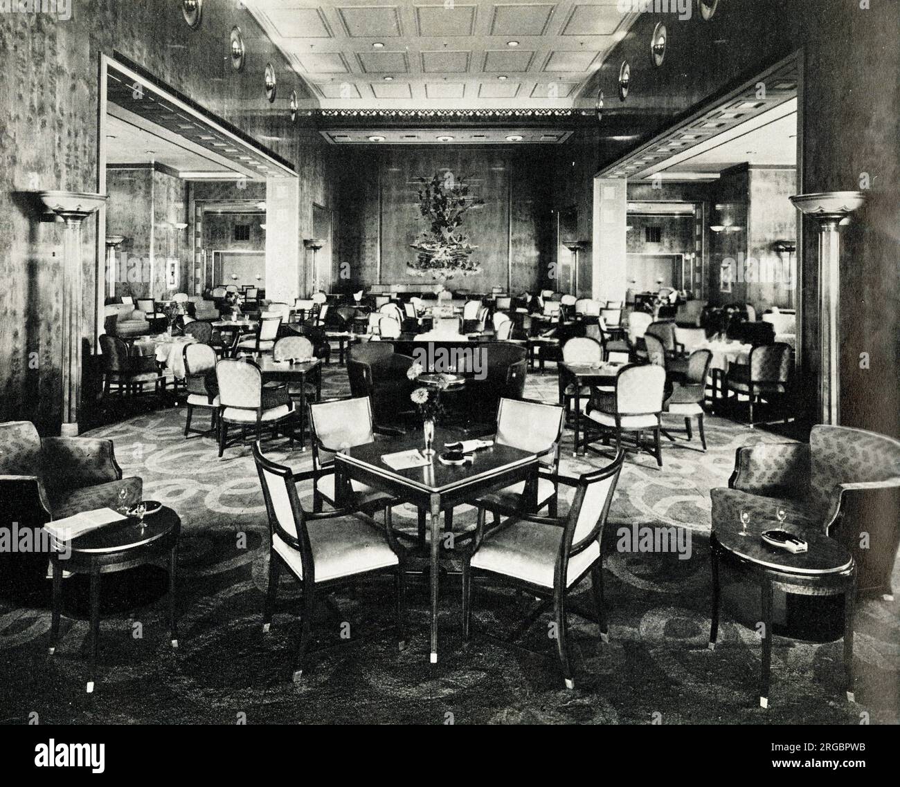 Rms queen elizabeth 1949 hi-res stock photography and images - Alamy