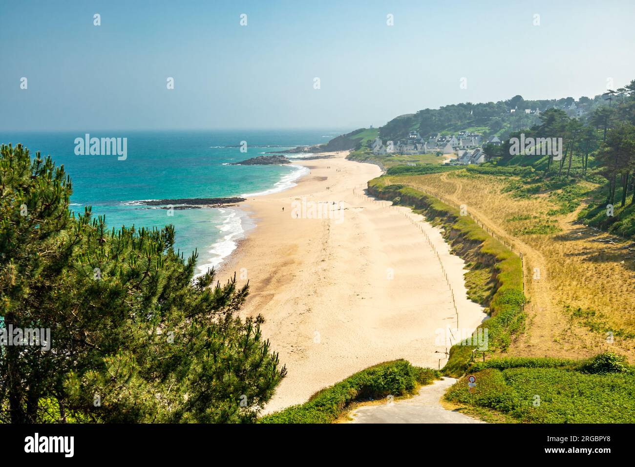On the road in beautiful Brittany with all its highlights - France ...