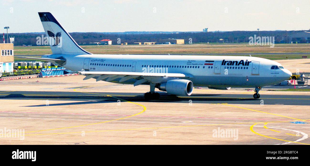 Airbus A300-605R EP-IBB (msn 727), of Iran Air in March 1989 Stock ...
