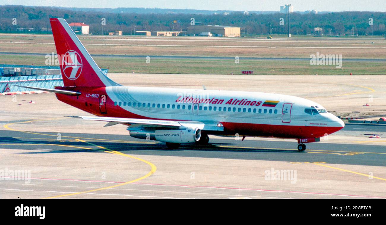 Boeing 737-2T4 LY-BSD (msn 22701, line Number 886), of Lithuanian ...