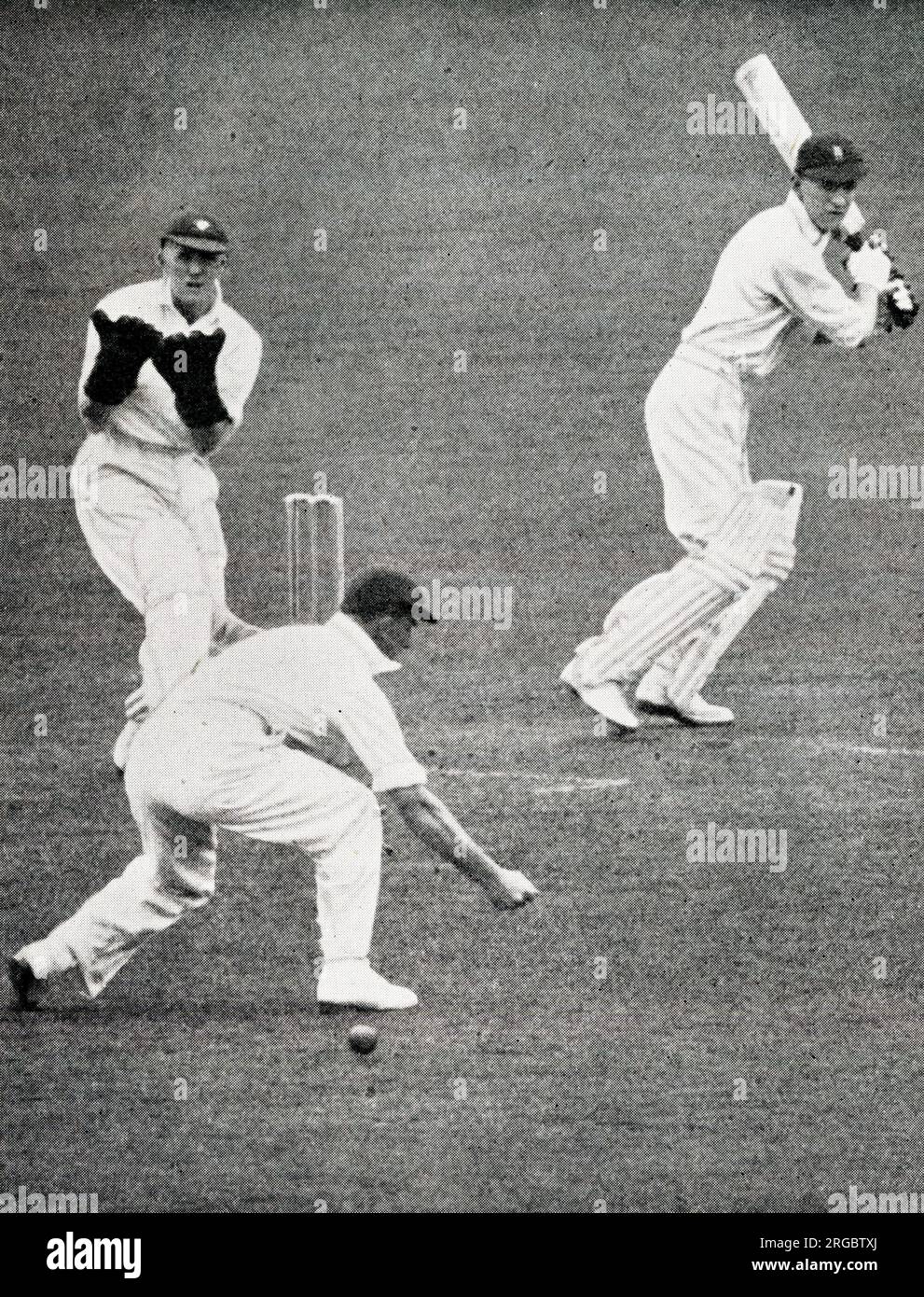 England cricketer Len Hutton cutting McCabe past Waite in his record ...