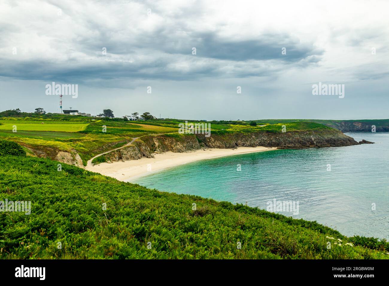 On the road in beautiful Brittany with all its highlights - France ...