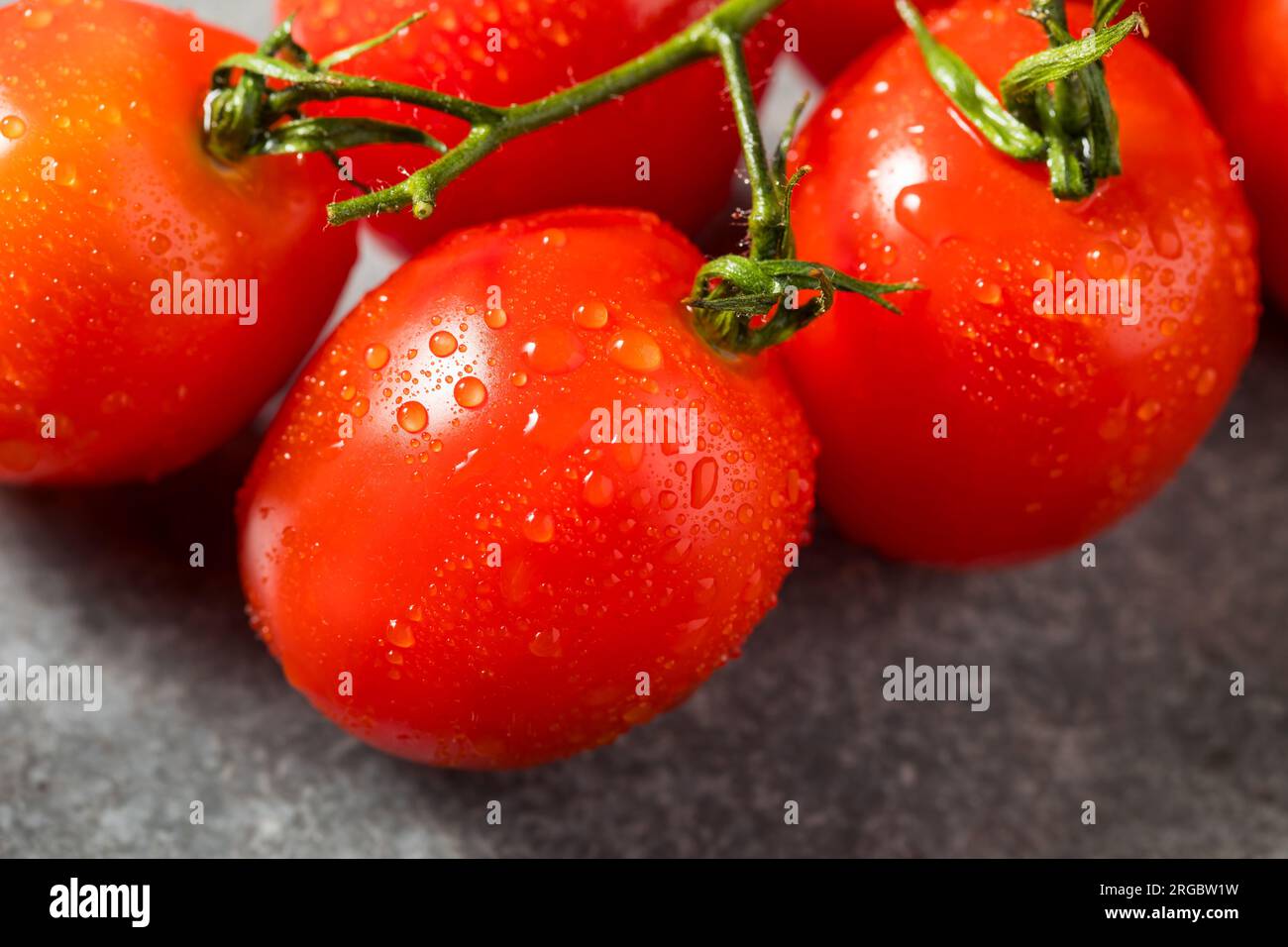 Organic Raw Red Cherry Tomatoes Ready to Eat Stock Photo - Alamy