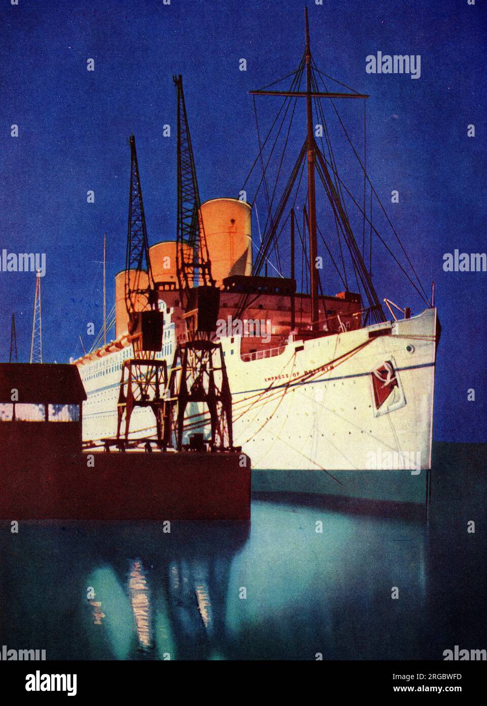 Canadian Pacific Liner, Empress of Britain in floodlight Stock Photo ...