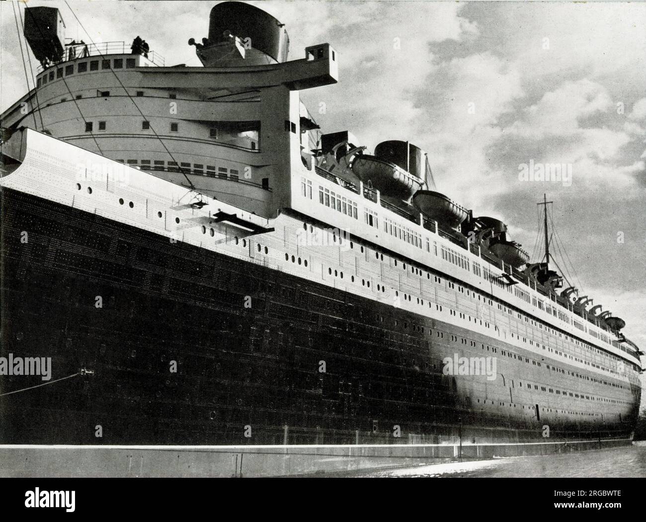 Rms queen mary ship hi-res stock photography and images - Alamy