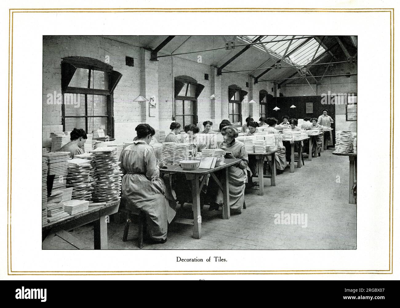 King decoration hi-res stock photography and images - Alamy