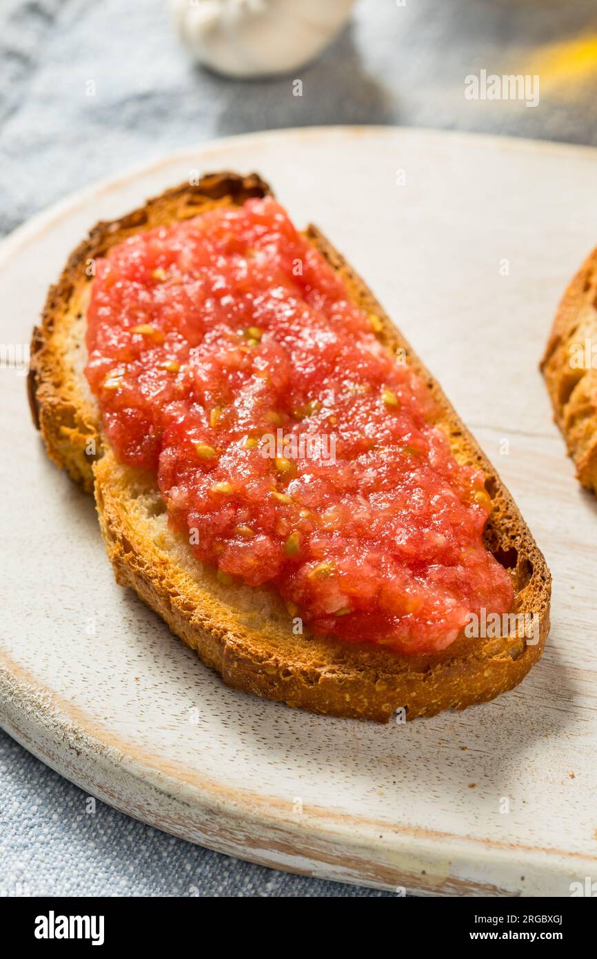 Pan tomate hi-res stock photography and images - Alamy