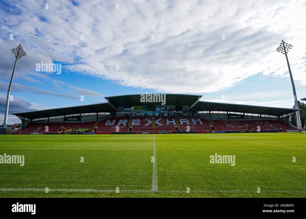 Wrexham stok racecourse general hi-res stock photography and images - Alamy