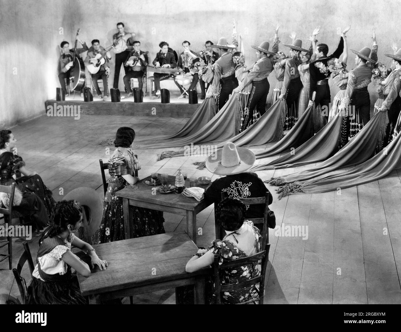 Mexican Folk Dancers, on-set of the Short Film, "La Cucaracha", RKO ...