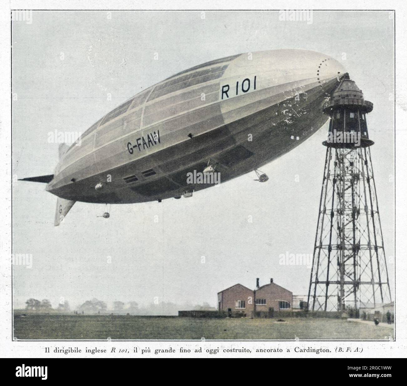 The R.101 at its mooring mast at Cardington Stock Photo - Alamy