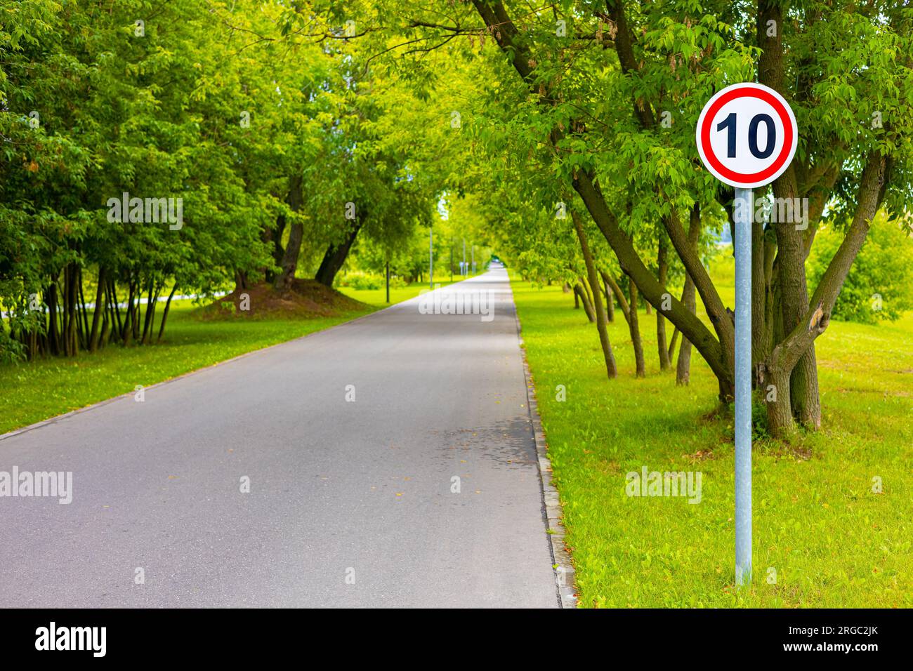 speed limit road sign in the park. speed limit 10 kilometers per hour ...
