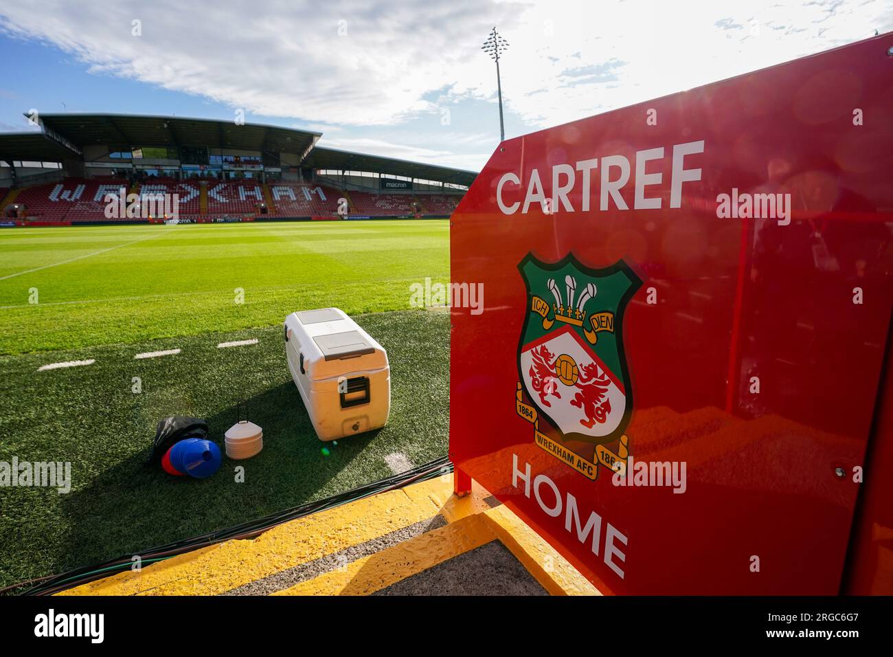 Wrexham stok racecourse general hi-res stock photography and images - Alamy