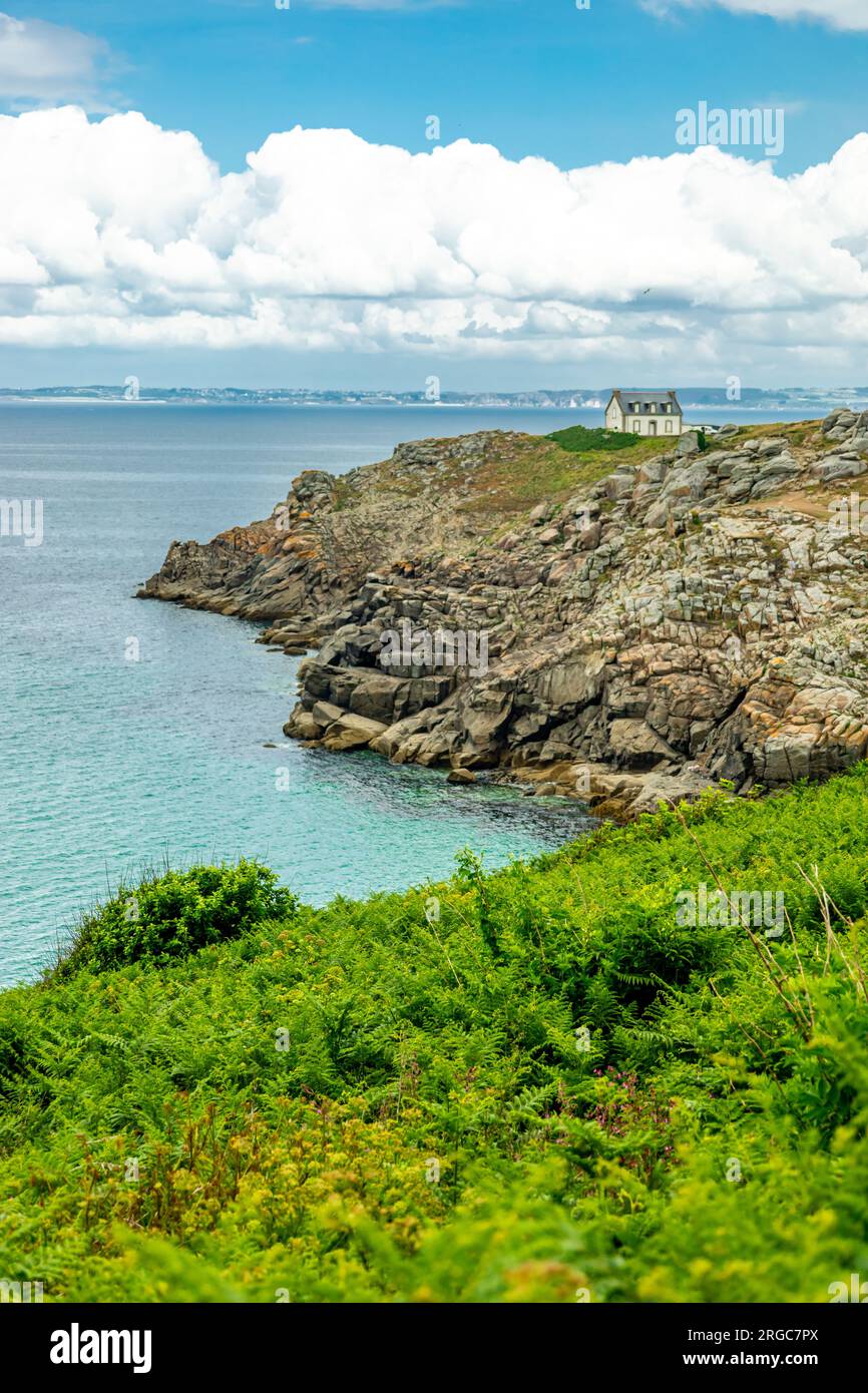 On the road in beautiful Brittany with all its highlights - Phare du ...