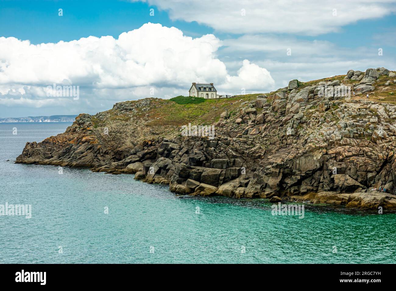 On the road in beautiful Brittany with all its highlights - Phare du ...