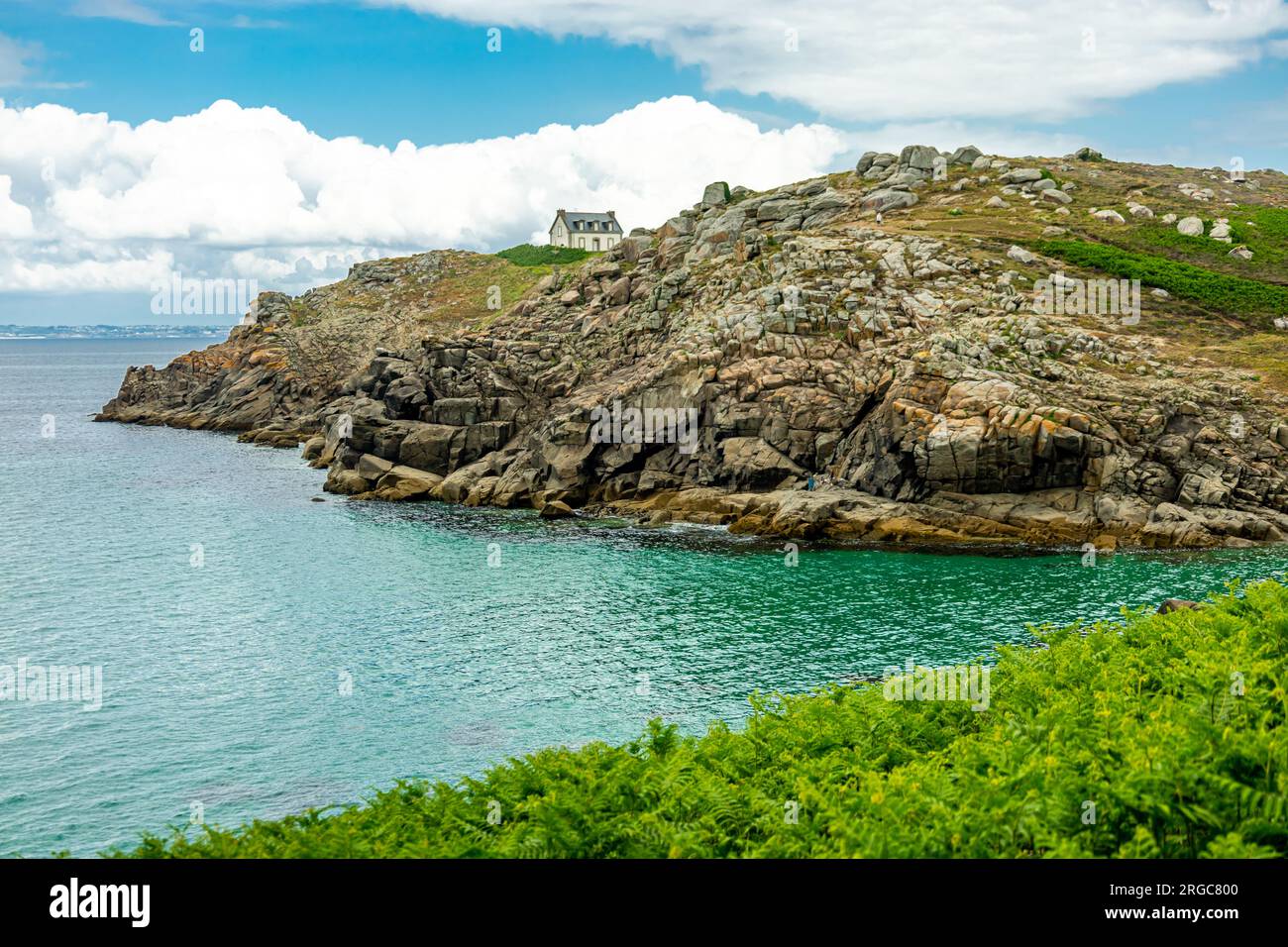 On the road in beautiful Brittany with all its highlights - Phare du ...