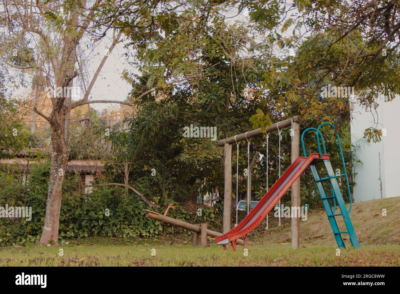 Empty playground structure hi-res stock photography and images - Alamy
