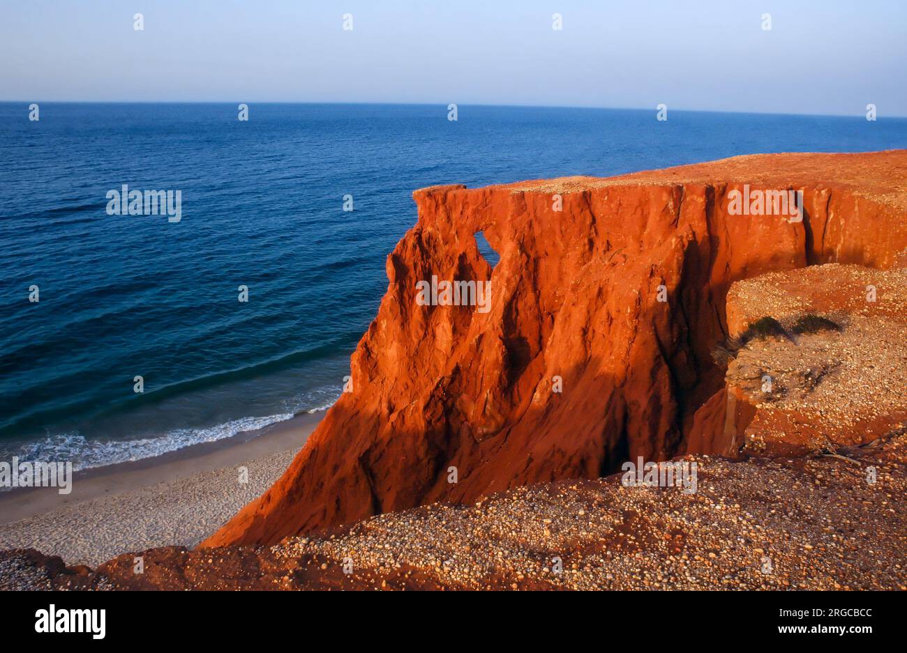Praia da falesia hi-res stock photography and images - Alamy