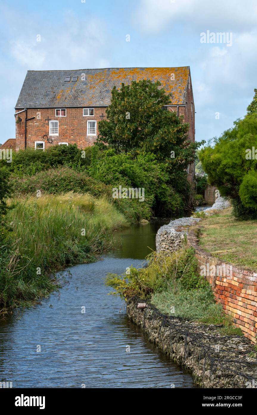 old water mill at yarmouth on the isle of wight uk Stock Photo - Alamy